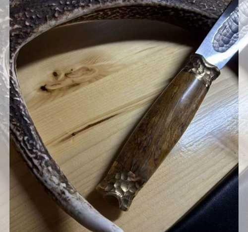 Нож для разделки мяса и рыбы