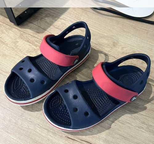 Сандалии crocs C9