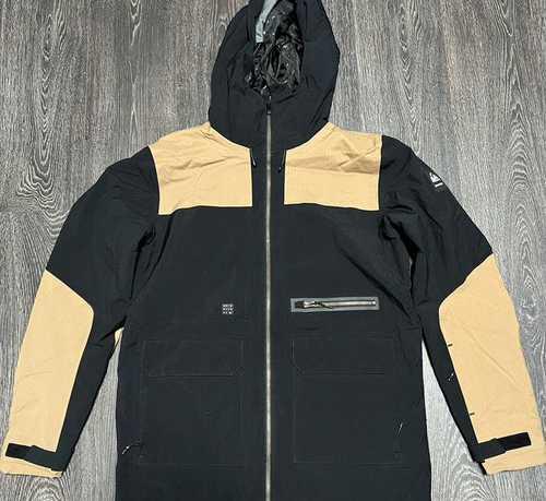 Сноубордическая куртка quicksilver primaloft