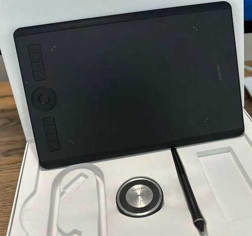 Графический планшет Wacom Intuos Pro M