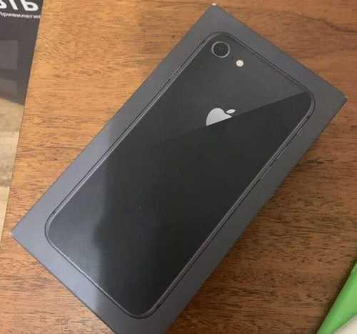 Продам оригинальную коробку от 8 iPhone 8 Айфона