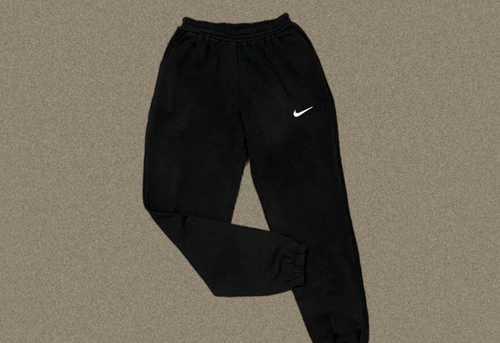 Спортивные штаны Nike черные новые (1.9)