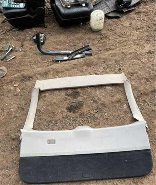 Обшивки,накладка крышки багажника Lexus Rx 2 300/3