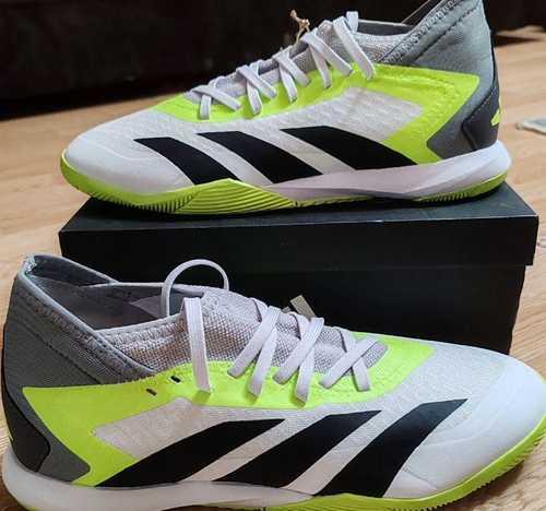 Футзалки adidas predator accuracy. 3 размер 41