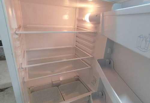 Холодильник Индезит высота 147см, Норд, Бирюса