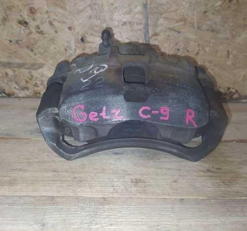 Суппорт передний правый Hyundai Getz 5дв рест G4EE