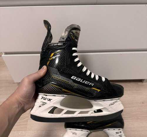 Хоккейные коньки Bauer M5 Pro 8 fit2