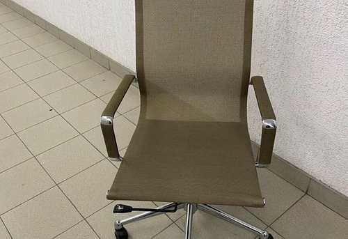 Кресла офисные Helmut