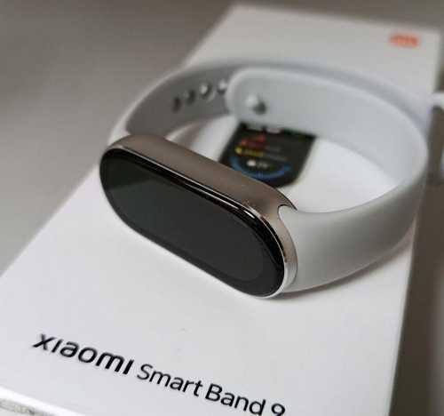 Фитнес браслет Xiaomi SMART Band 9