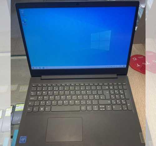 Ноутбук lenovo v15 igl