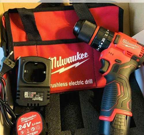 Шуруповерт Milwaukee 24V бесщеточный ударный