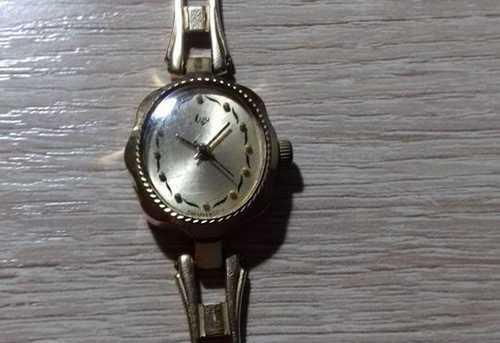 Часы наручные женские Луч механические СССР