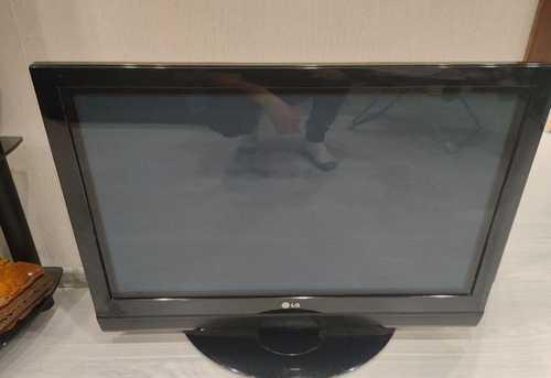 Телевизор LG 32PC52
