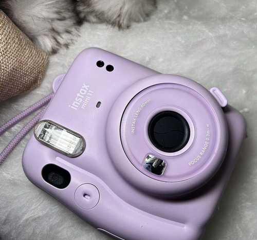 Пленочный фотоаппарат instax mini 11