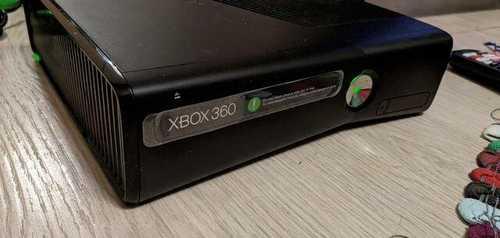 Xbox 360 + много игр