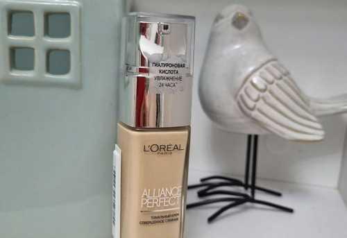 Тональный крем Loreal