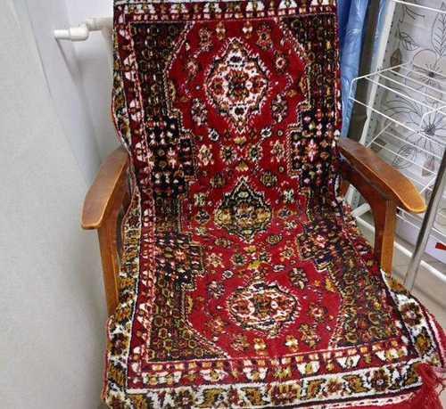 Накидка на кресло ковровая