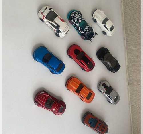 Машинки hotwheels