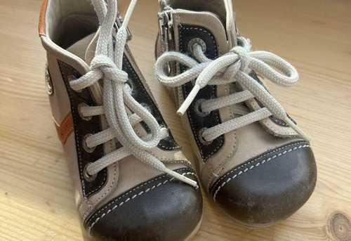 Ботинки кросовки детские ортопедические 21 размер