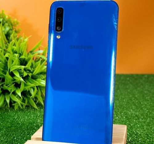 Samsung Galaxy A50, 4/64 ГБ