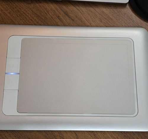 Графический планшет Wacom Bamboo Fun CTH-661