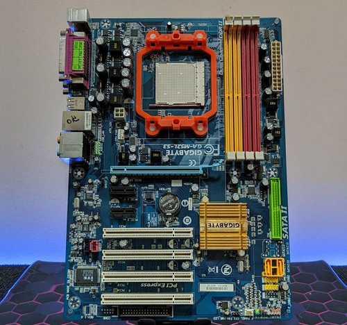 Мат. плата Gigabyte GA-M52L-S3/AM2 /DDR2/ATX