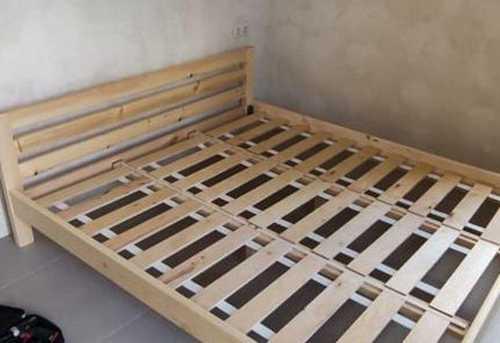 Кровать из массива дерева Пино 701