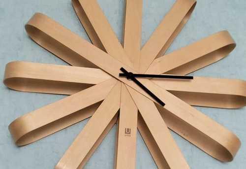 Часы настенные Umbro деревянные