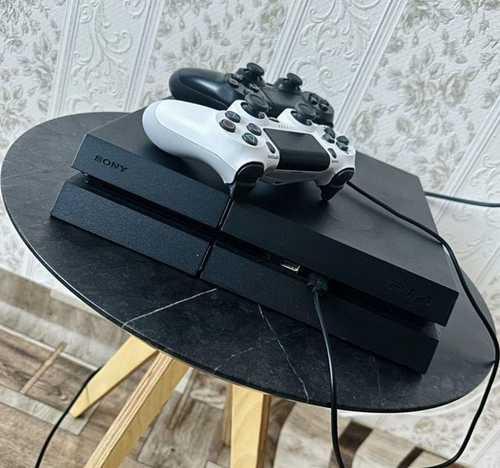 Sony playstation 4