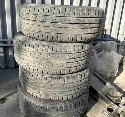 Kumho Ecsta PS31 225/55 R17