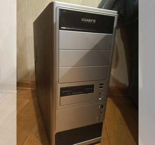 Компьютер Q8300/4Gb/Gt430