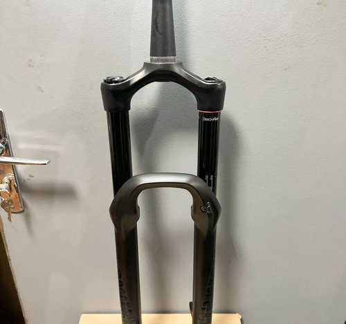 Вилка Rock Shox Lyrik 29"