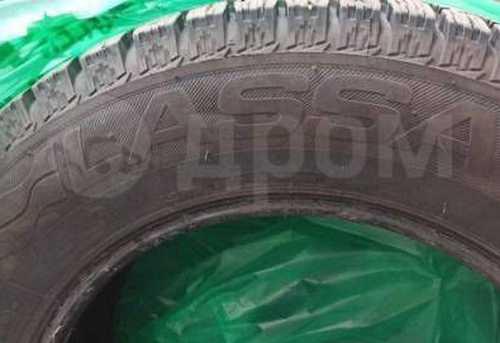 Lassa Iceways 2 215/65 R16