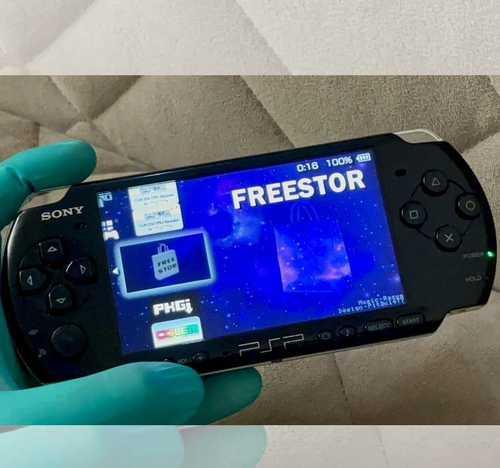 Прошитая PSP 3008 + 32GB игр + аксессуары