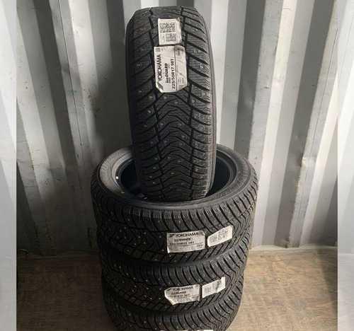 Yokohama IceGuard Stud IG65 225/50 R17 98T