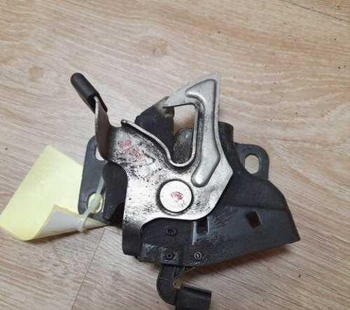 Замок капота Honda Accord 8 2008-2010