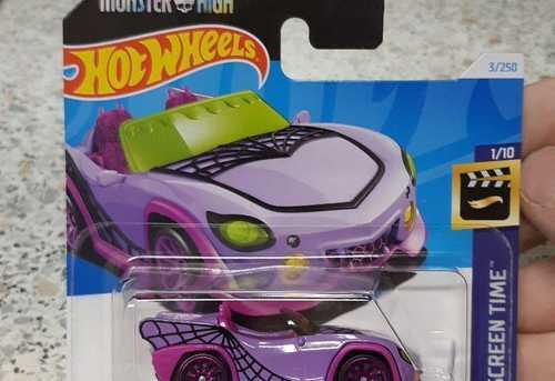 Модель Hot Wheels Monster High Ghoul Mobile