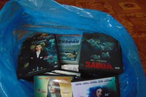 DVD с худ фильмами и сериалами