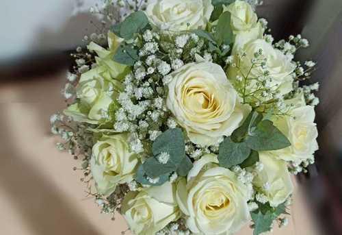 Букет невесты из роз, свадебный букет