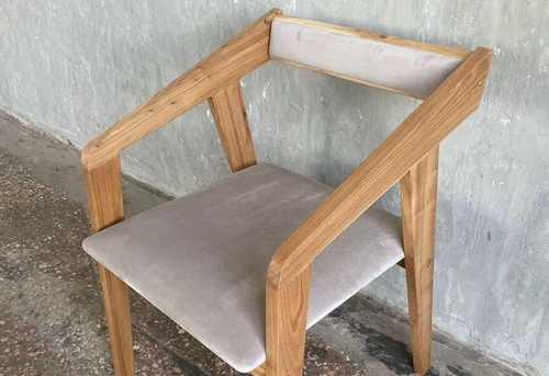 Удобные стулья из дерева