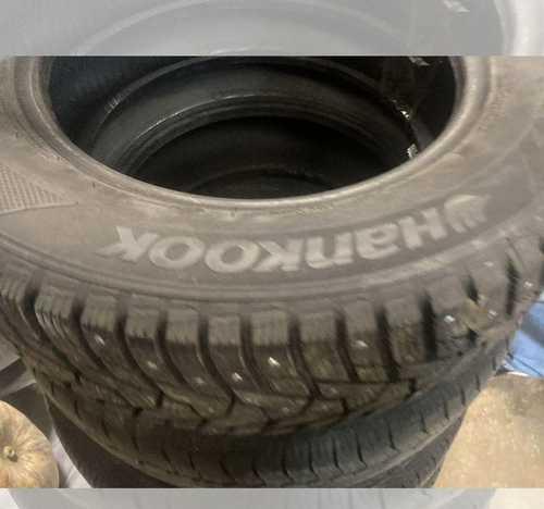 Hankook Winter I'Pike 215/65 R16 21T