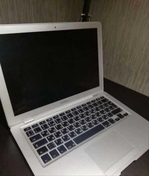 Apple MacBook Air 13 (2009г.)