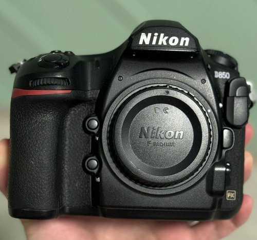 Nikon D850 body