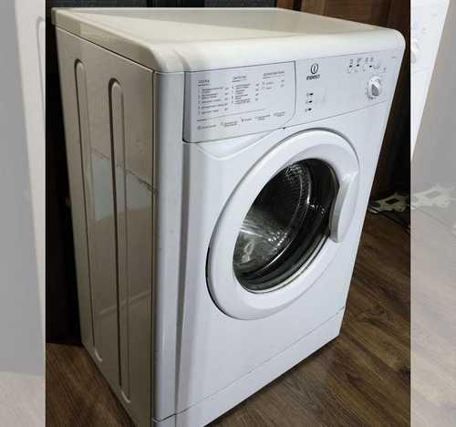 Стиральная машина indesit 4,5кг