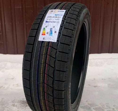 Nankang WS-1 215/55 R18 95Q