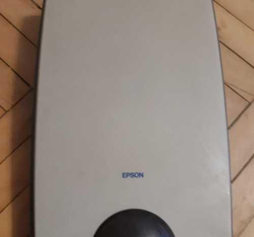 Сканер Epson Perfection 660