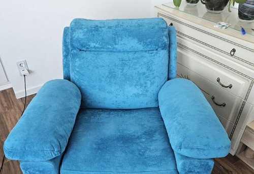 Кровать(диван) и кресло