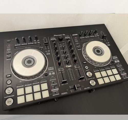 Pioneer DDJ-SR2