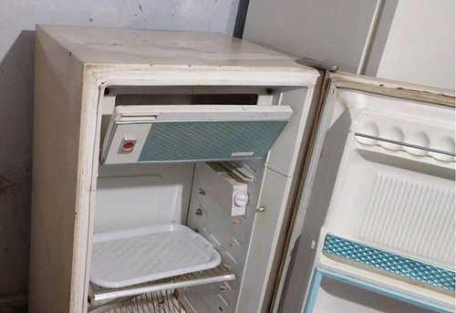 Холодильник на запчасти или на ремонт
