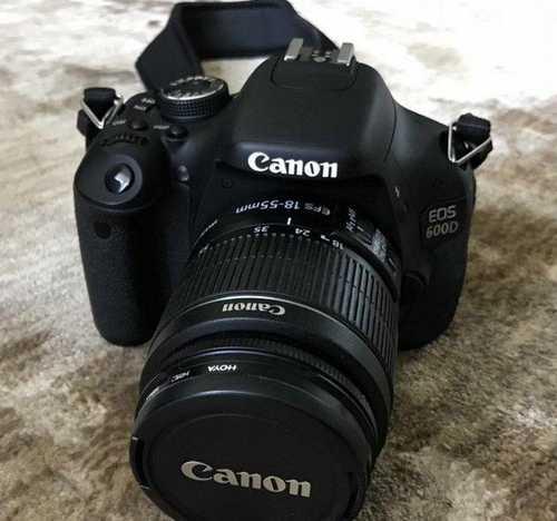 Зеркальный фотоаппарат Canon EOS 600D kit